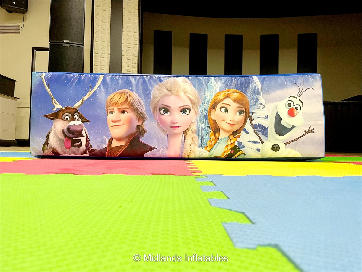 Frozen Ball Pit - Bouncy Castle Hire in Birmingham, Coventry, Sutton ...